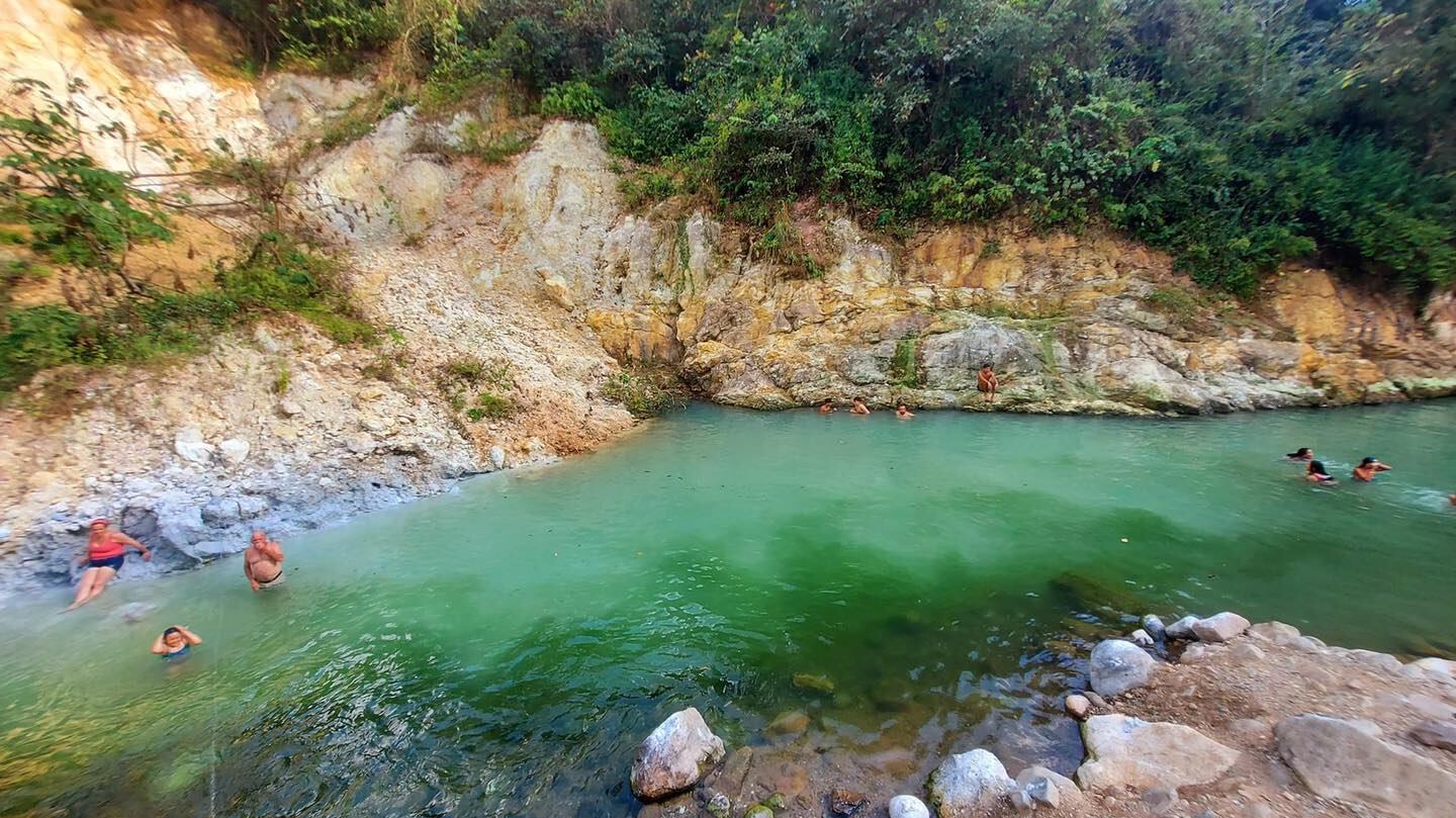 Poza de la Arcilla: El Spa Natural de Costa Rica
